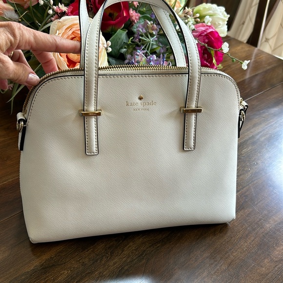 Accessories | Kate Spade New York Beautiful Cream Colored Bag | Poshmark